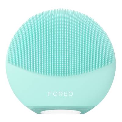 FOREO LUNA 4 MINI Artic Blue | SEPHORA UK